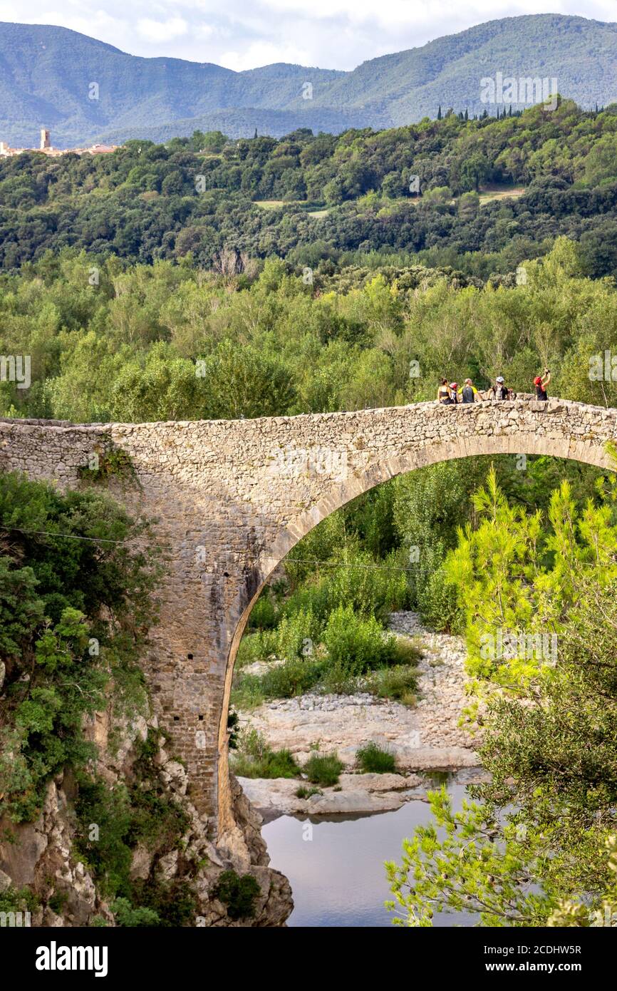 Cycle de location hi-res stock photography and images - Alamy