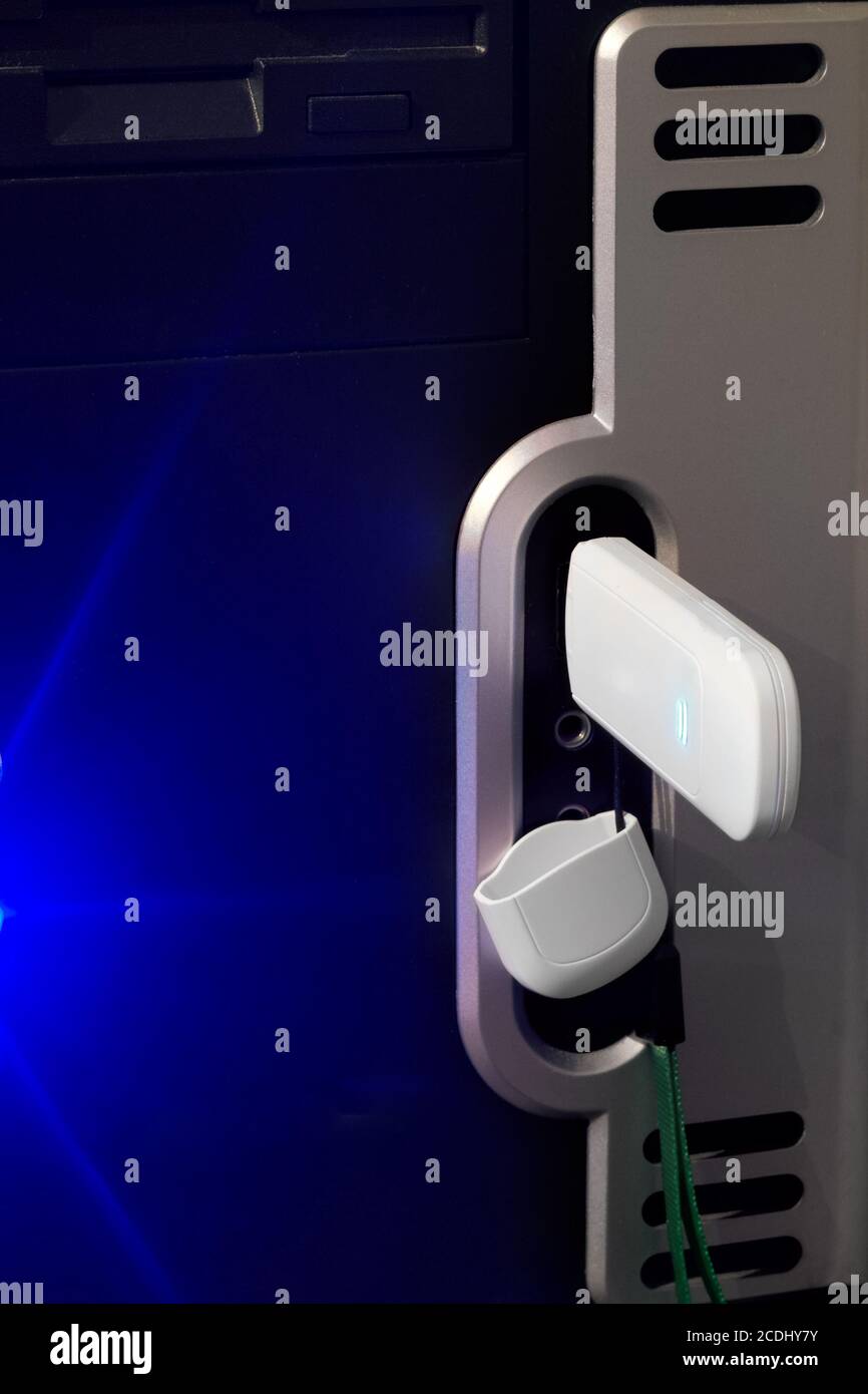 Radio modem hi-res stock photography and images - Alamy