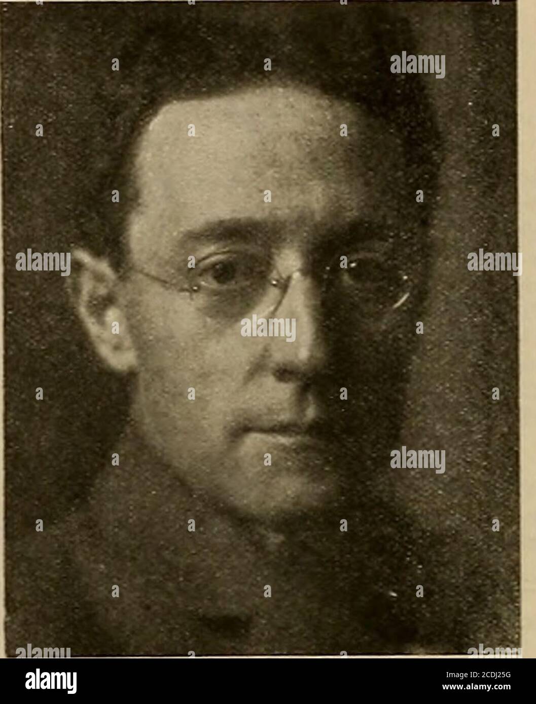 Man peering against window hi-res stock photography and images - Alamy