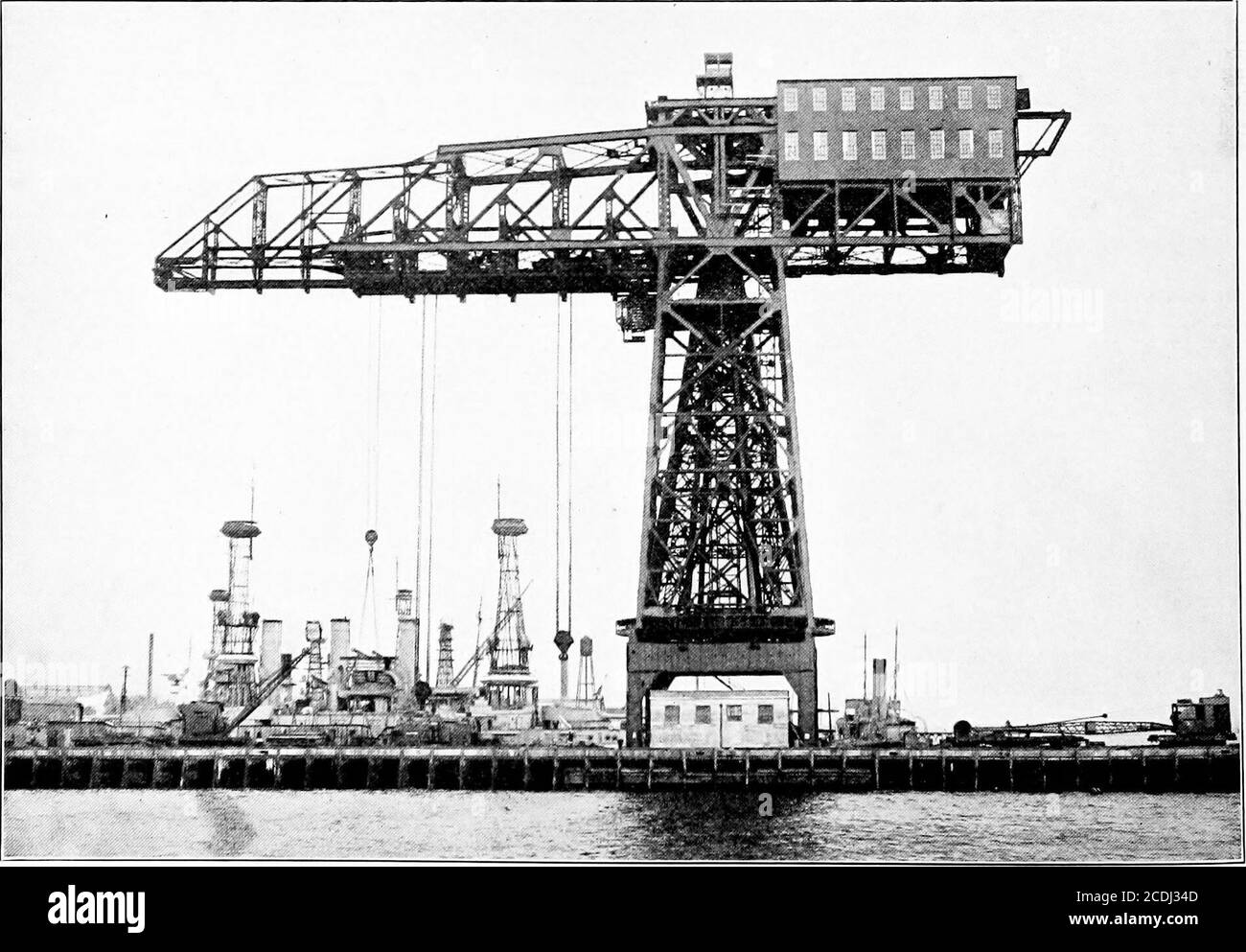 Yard jib crane Black and White Stock Photos & Images - Alamy