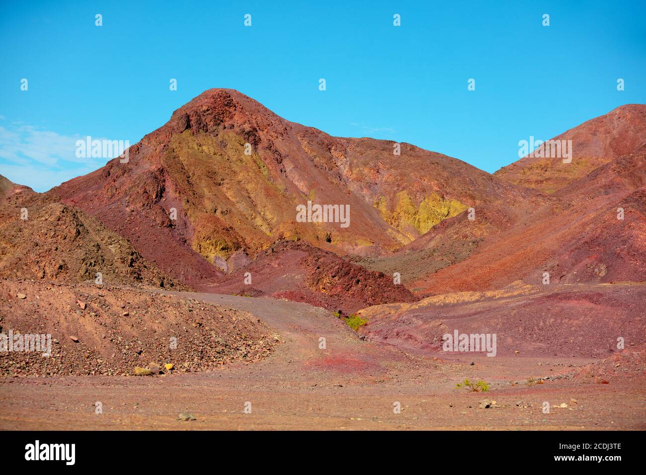 Colorful desert scene hi-res stock photography and images - Alamy