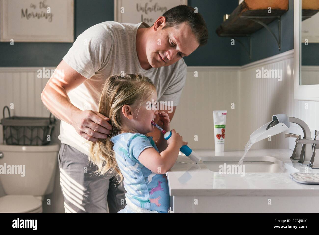 Brushing Teeth High Resolution Stock Photography and Images - Alamy