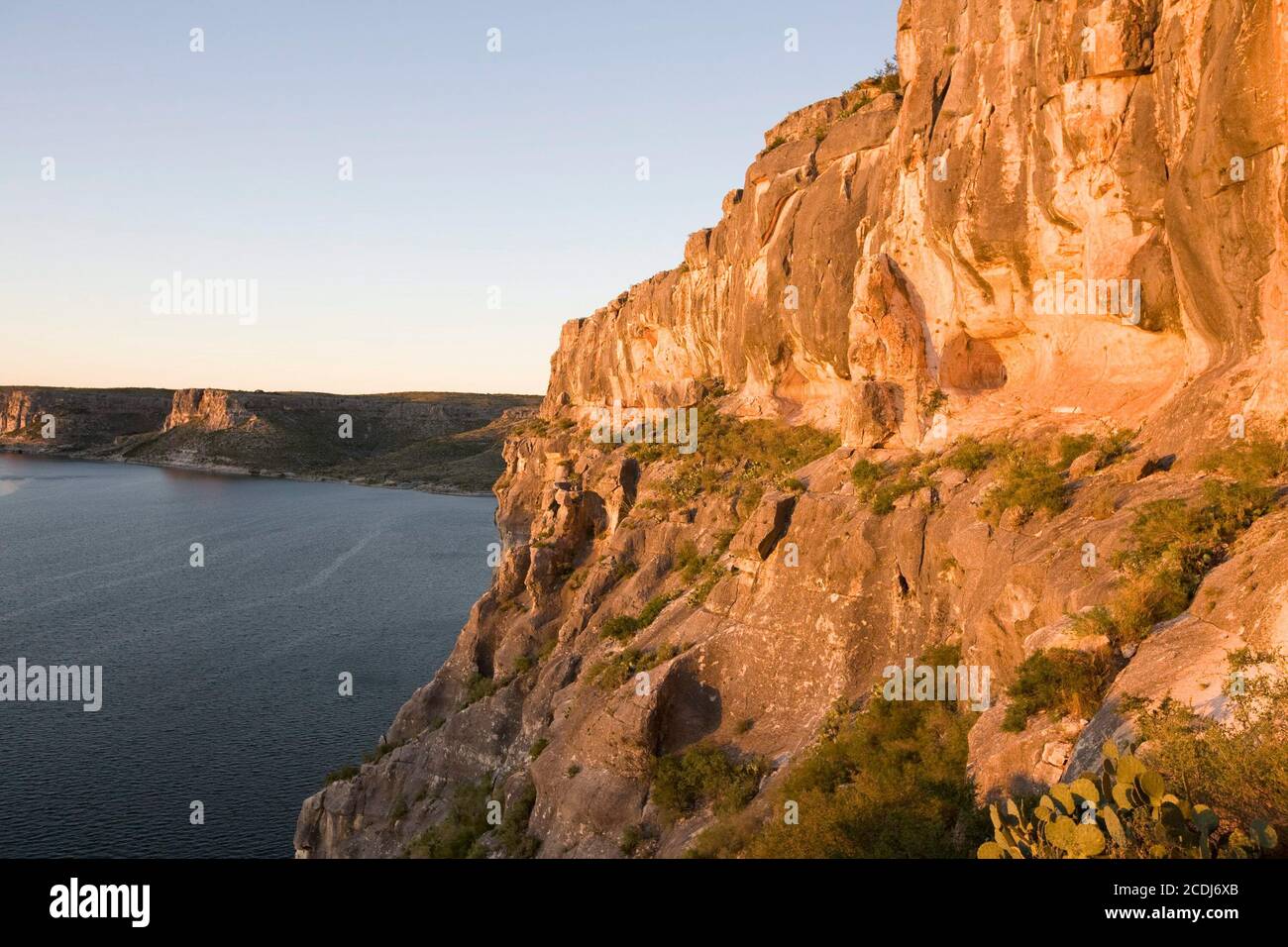 Del Rio, TX October 24, 2007: Cliffs about 200 feet high overlooking ...