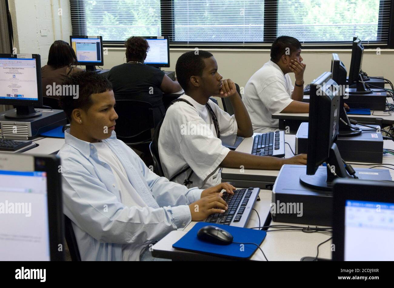 Houston, TX May 17, 2007: Computer lab with flat-panel monitors at ...