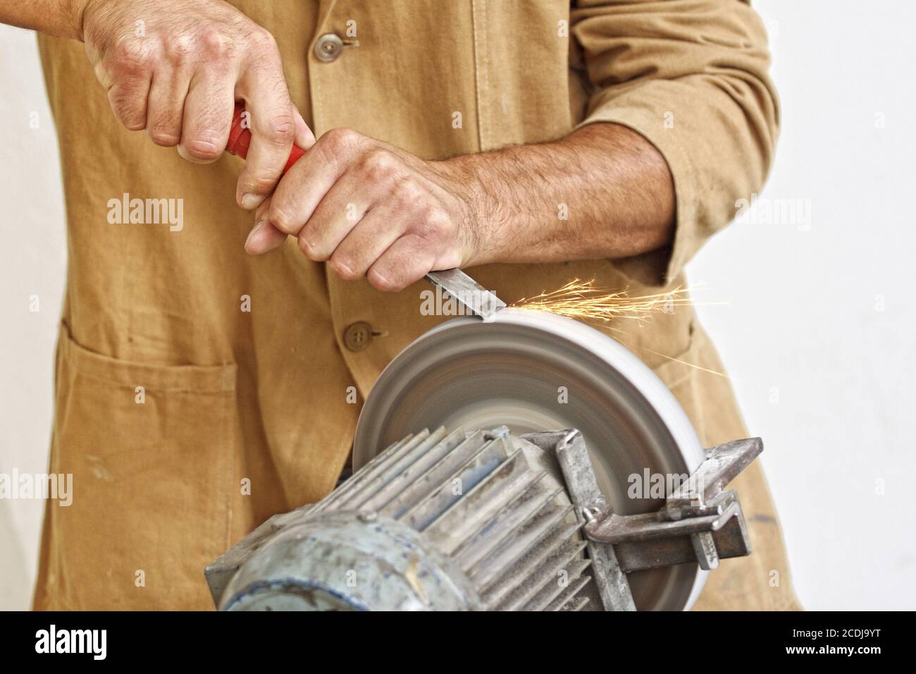 Sharp tool hi-res stock photography and images - Alamy