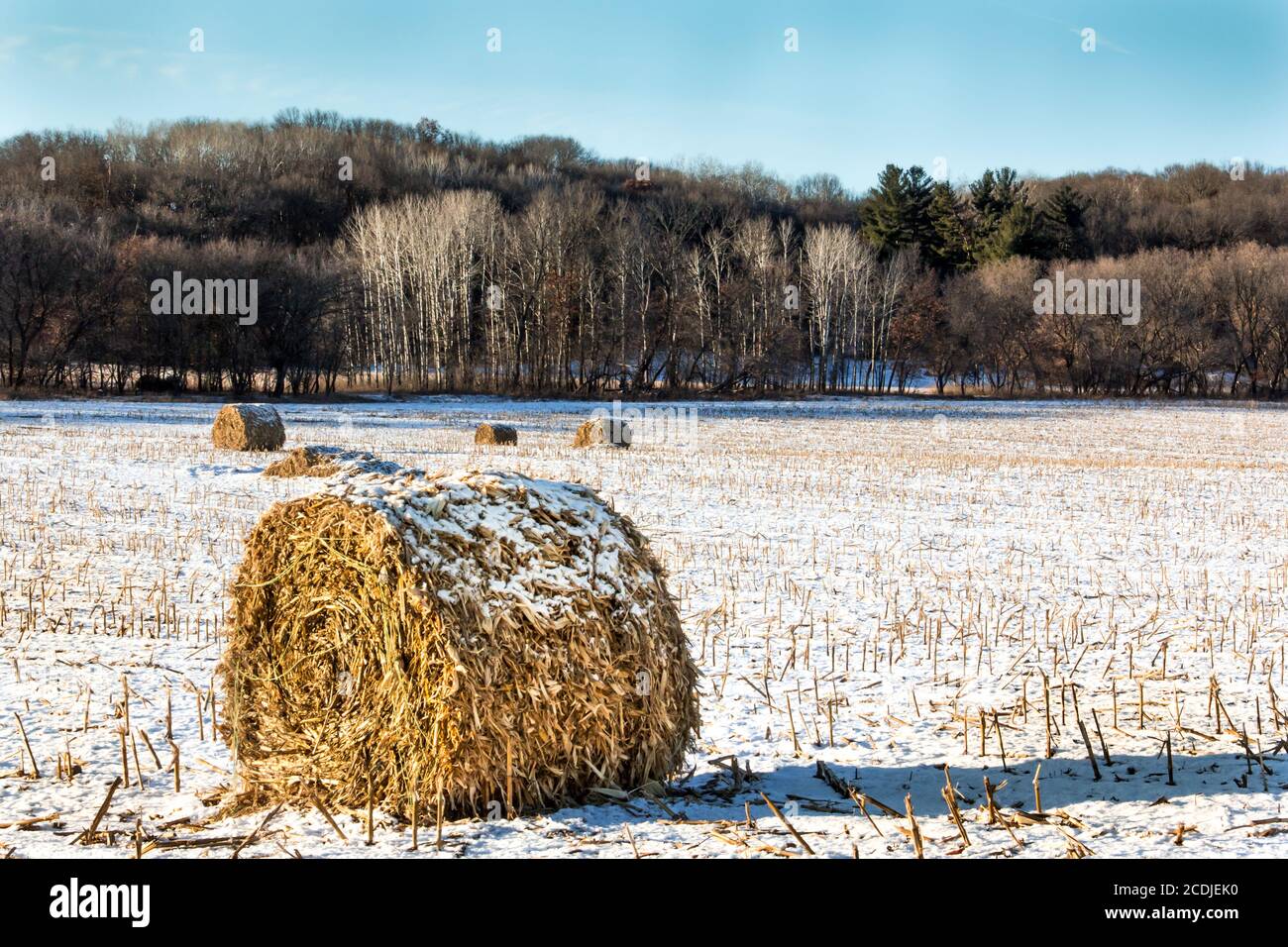 Snow on haystacks hi-res stock photography and images - Alamy