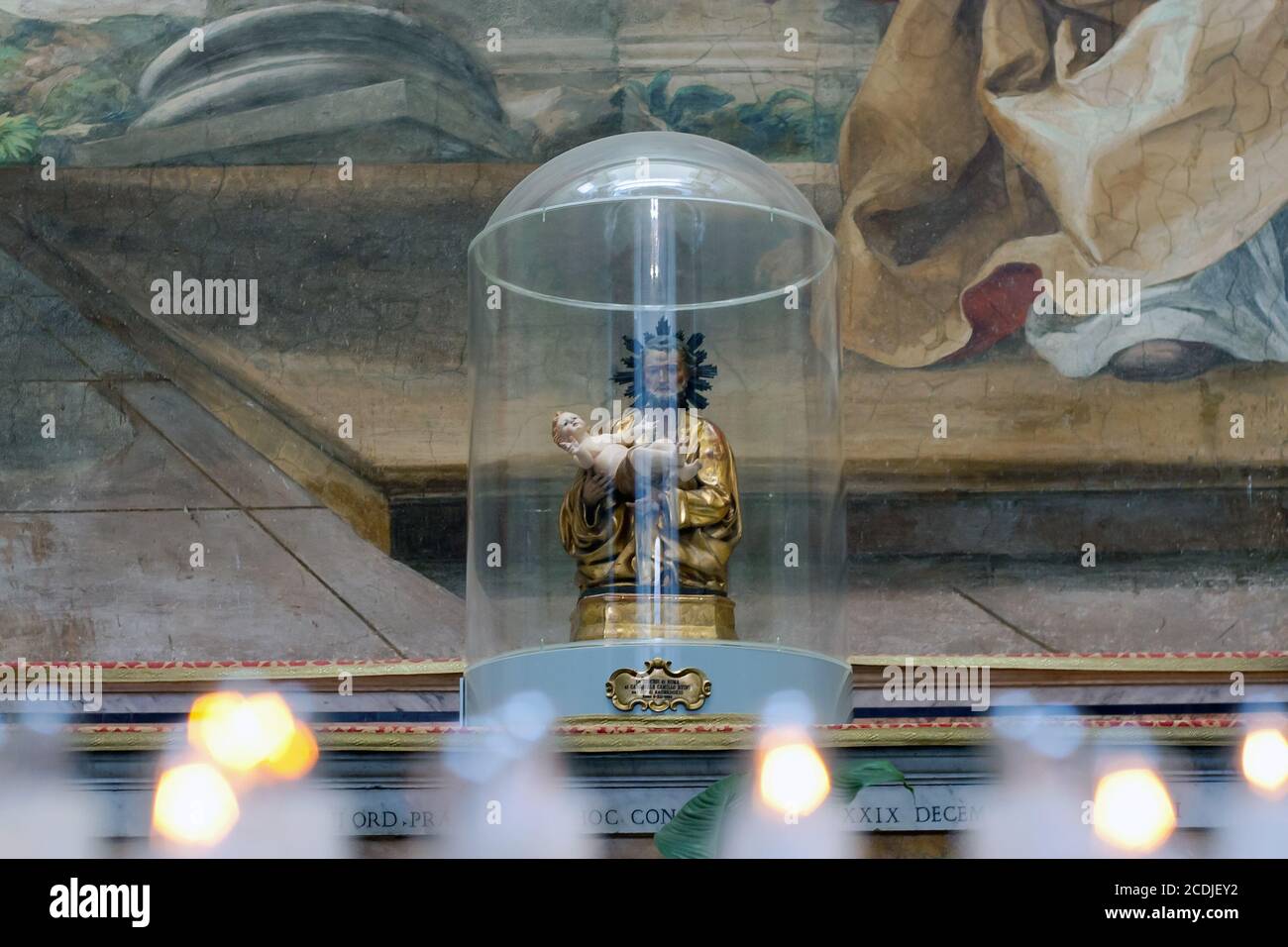 Statue in glass Stock Photo - Alamy