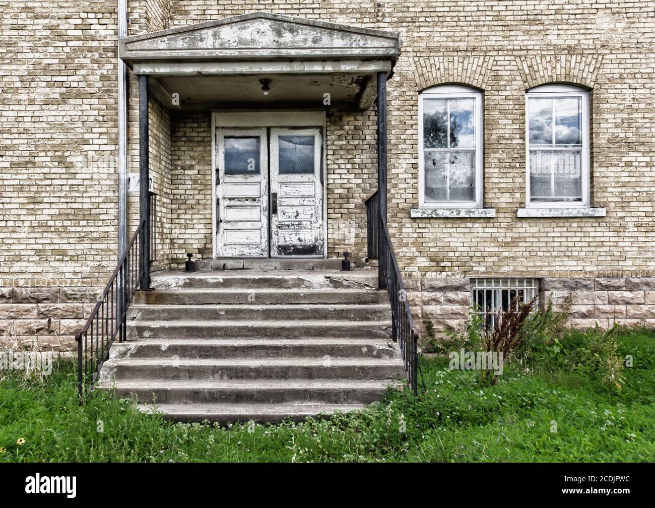 Abandoned military outpost hi-res stock photography and images - Alamy