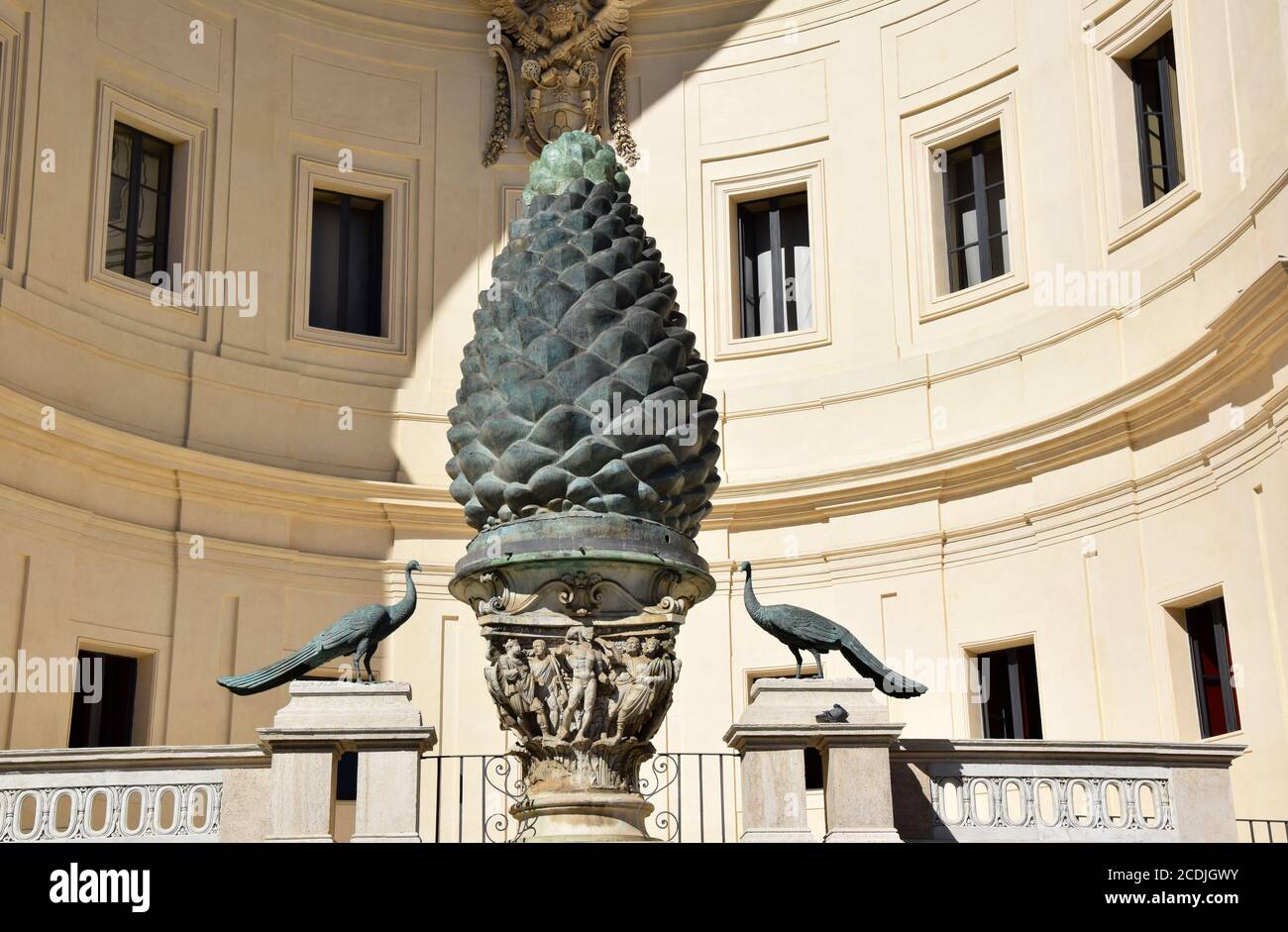 Pine cone statue peacock hi-res stock photography and images - Alamy