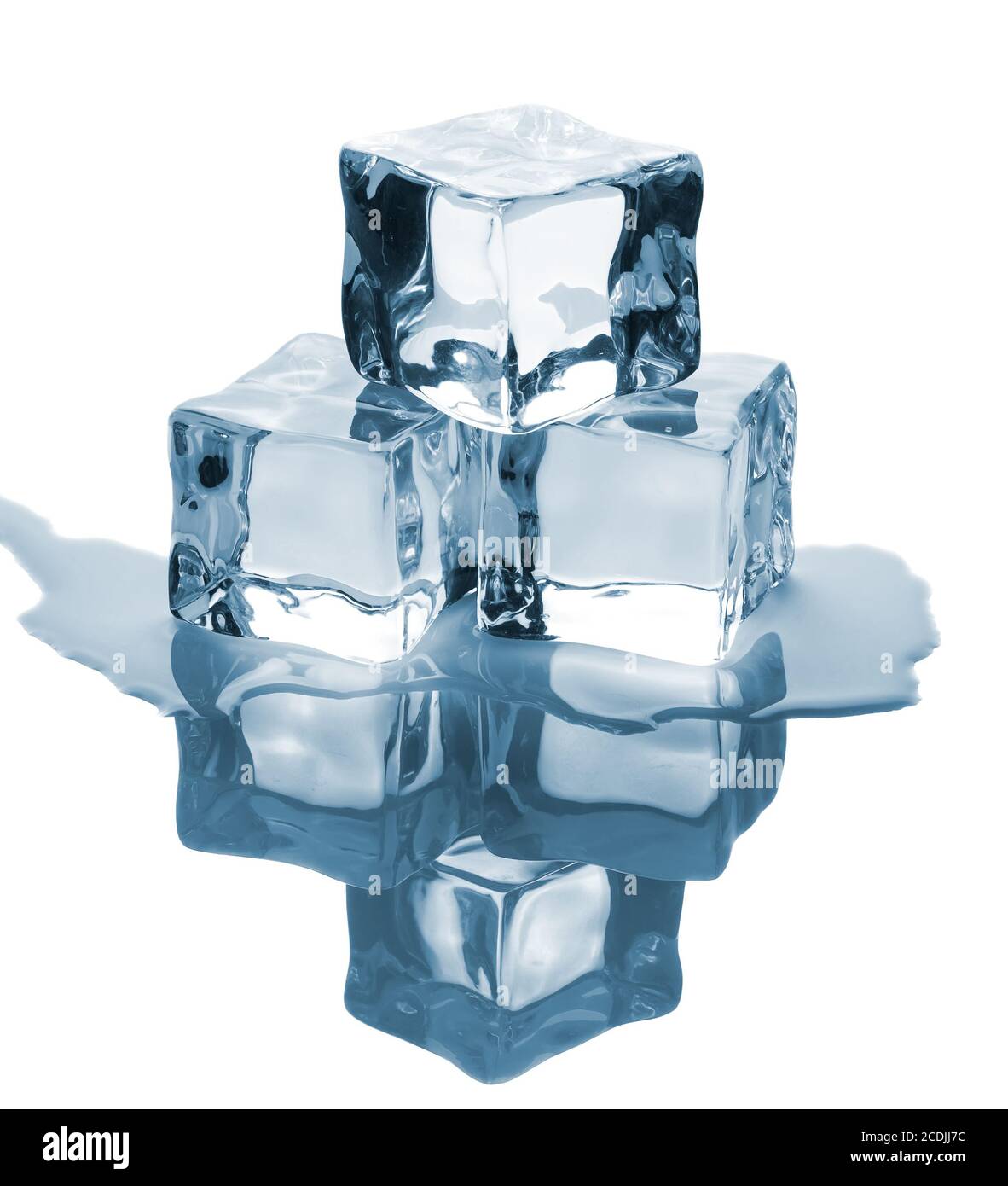 Glass water three ice cubes hi-res stock photography and images - Alamy
