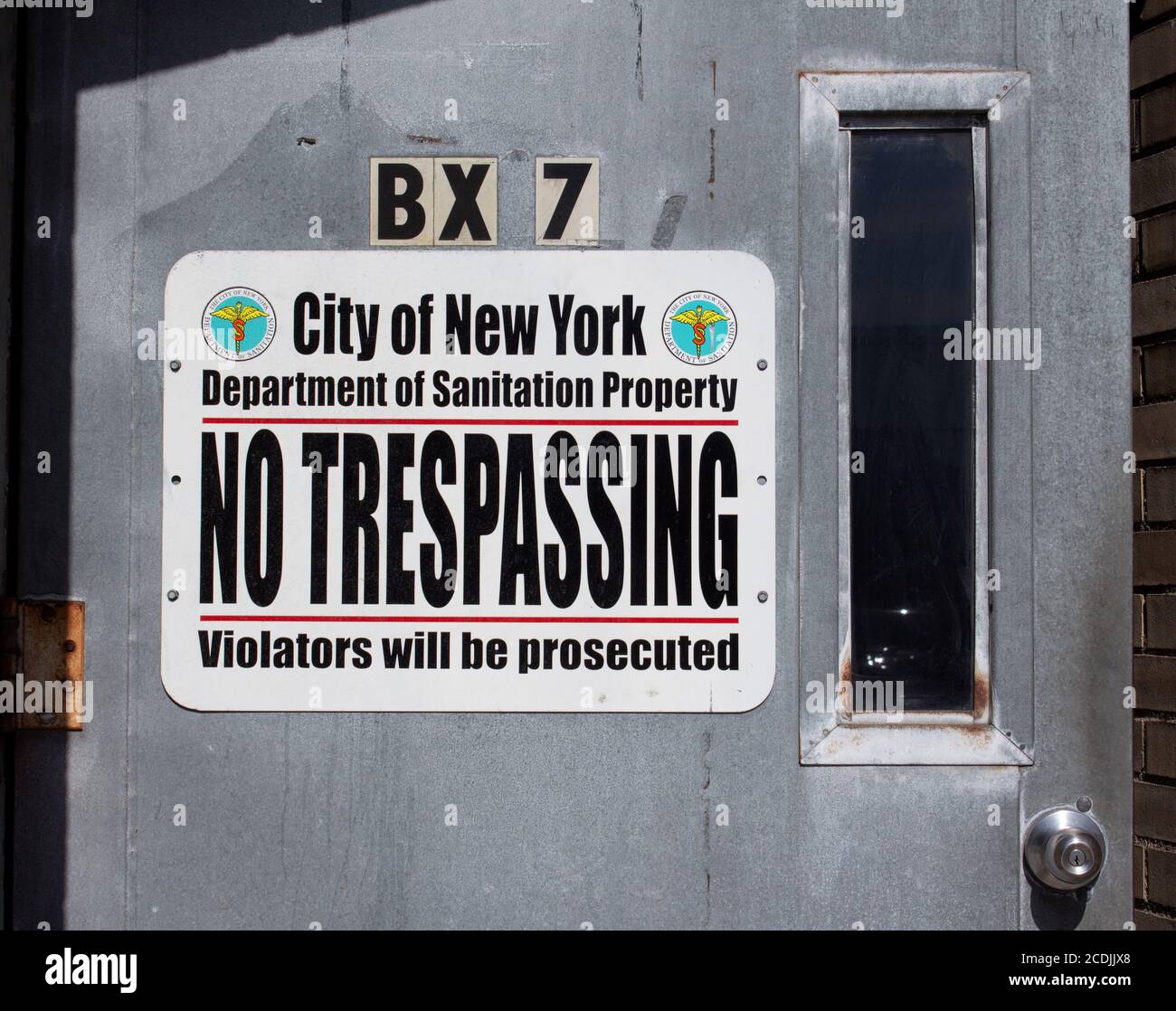 On the entrance door hi-res stock photography and images - Alamy