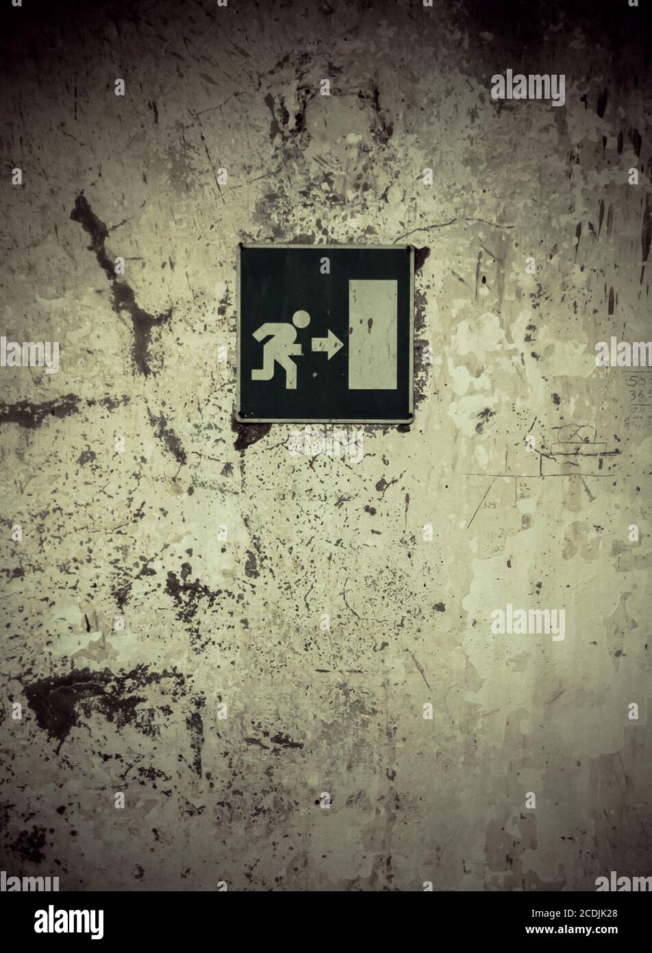 Old exit sign hi-res stock photography and images - Alamy