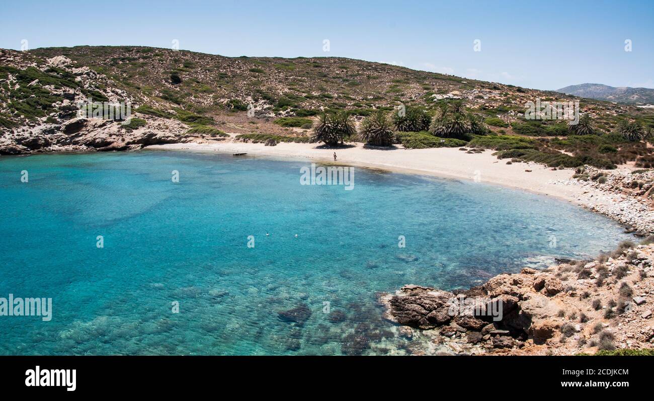 Greek beach hi-res stock photography and images - Alamy