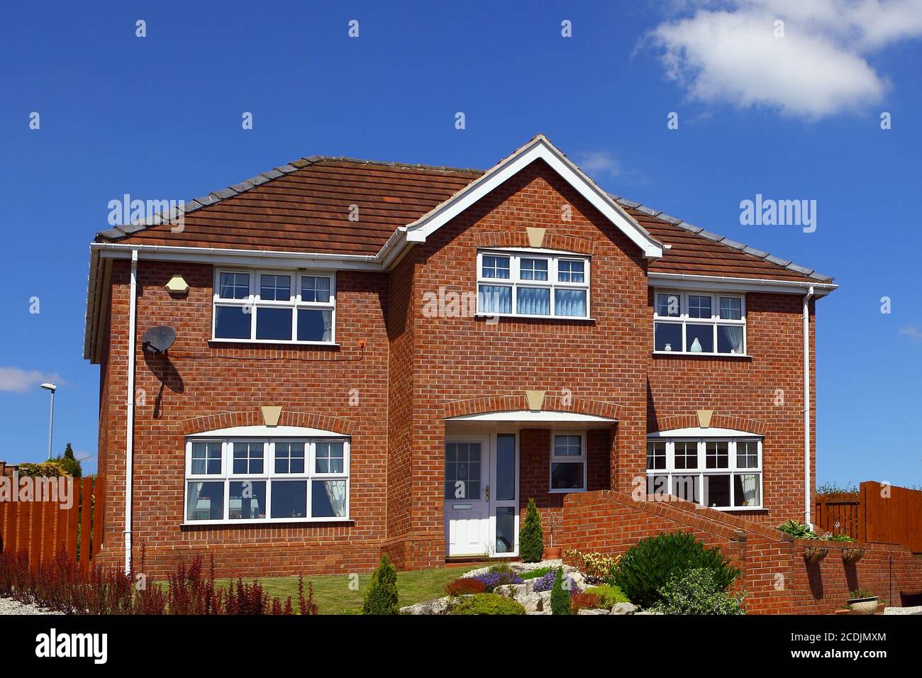 Typical English house Stock Photo - Alamy