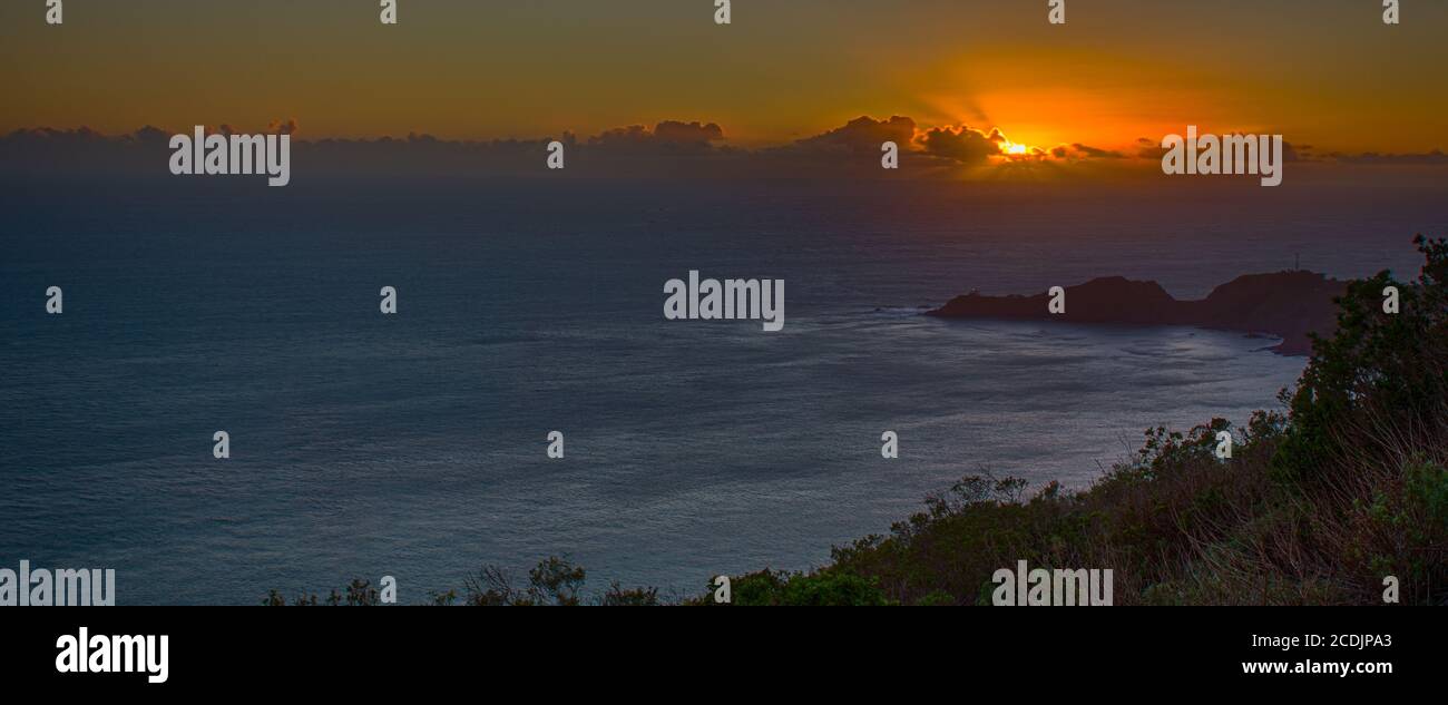 Golden gate fog hawk hill hi-res stock photography and images - Alamy