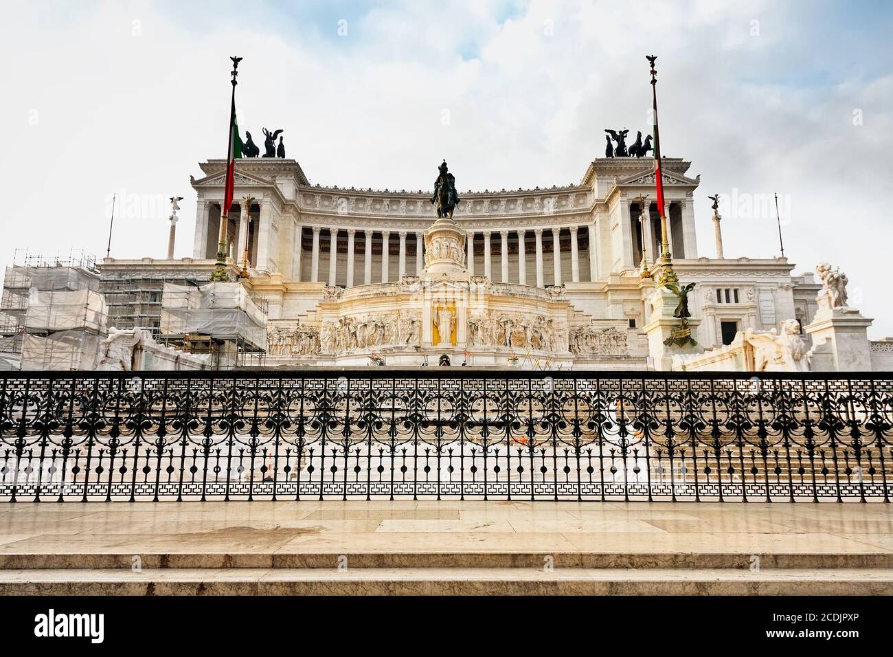 National Monument of Victor Emmanuel in Rome Stock Photo - Alamy