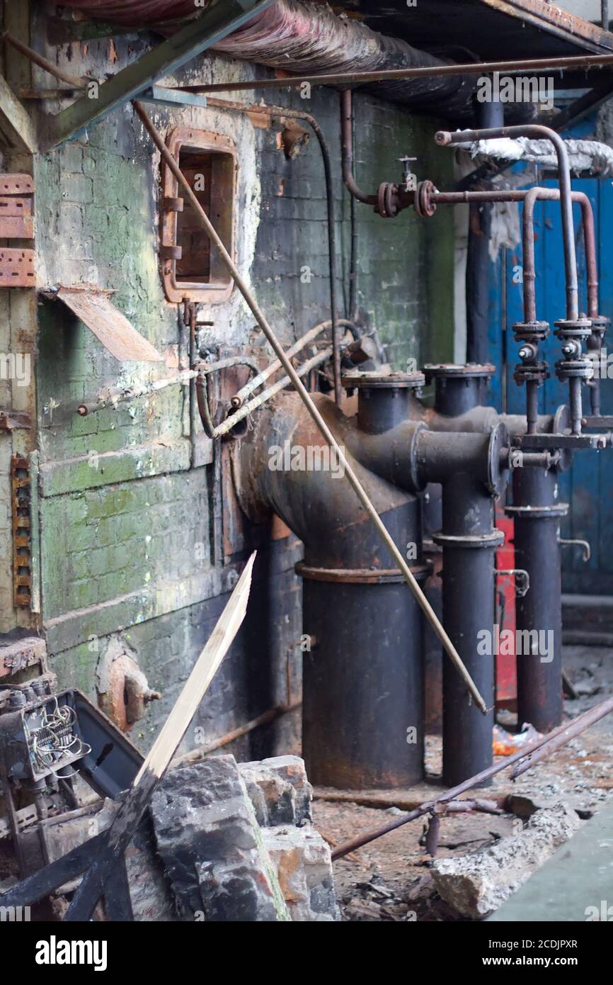 Cement factory abandoned hi-res stock photography and images - Alamy