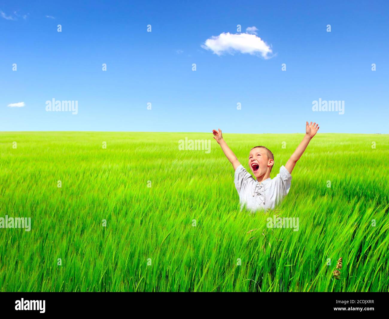 Kid field hi-res stock photography and images - Alamy