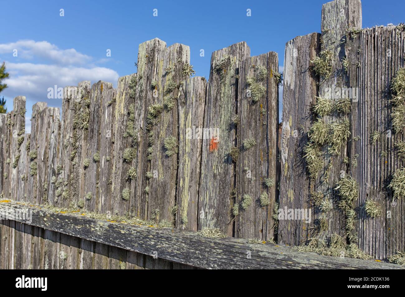 Stockade fence hi-res stock photography and images - Alamy