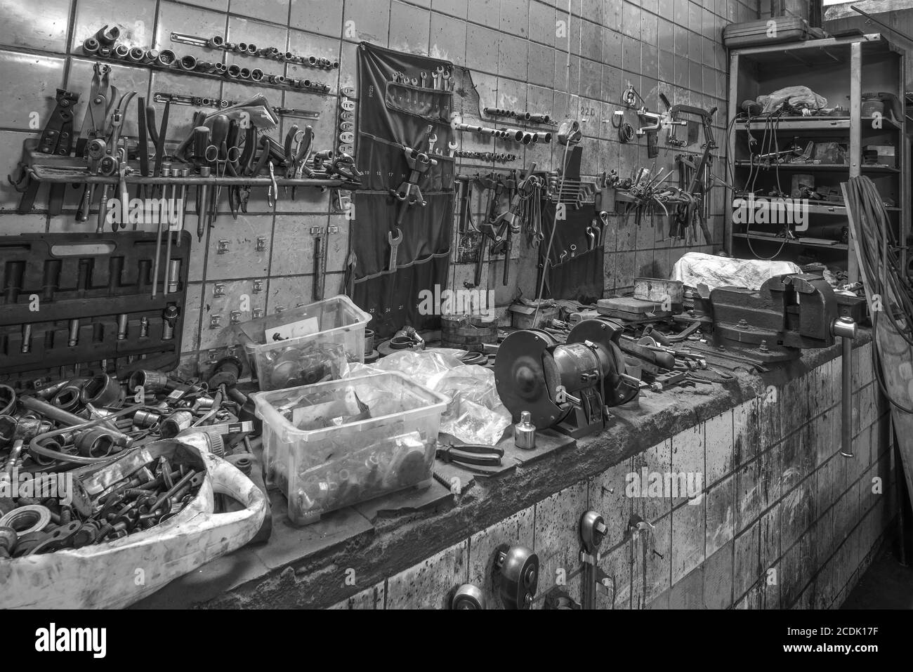 Workstation workplace hi-res stock photography and images - Alamy