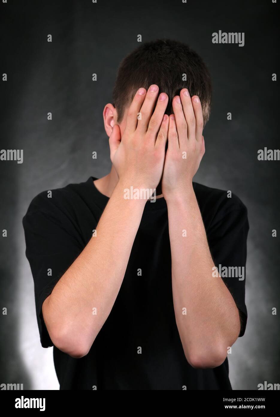 Hidden face hi-res stock photography and images - Alamy