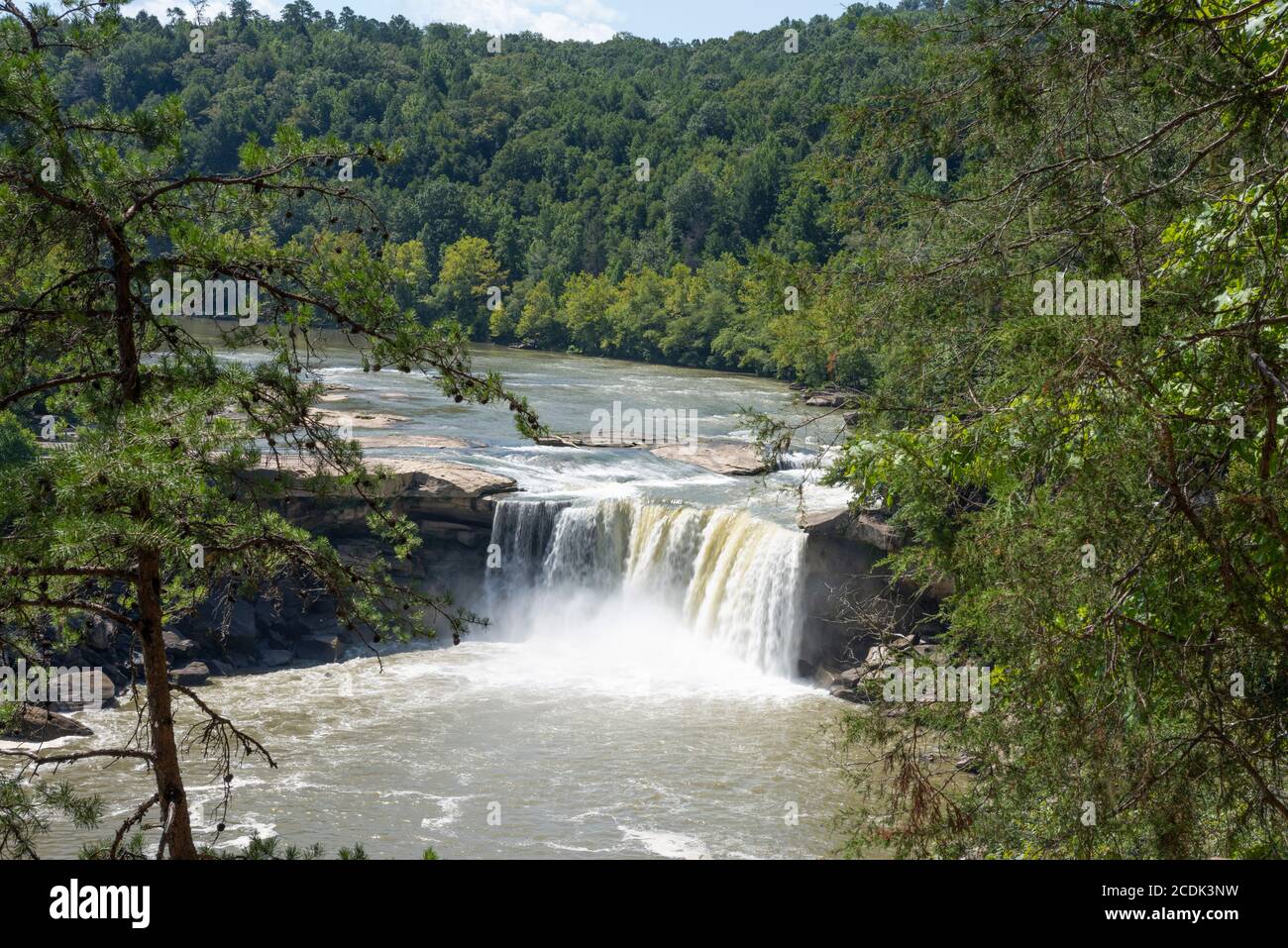 Cumberland Falls, a large waterfall on the Cumberland River in ...