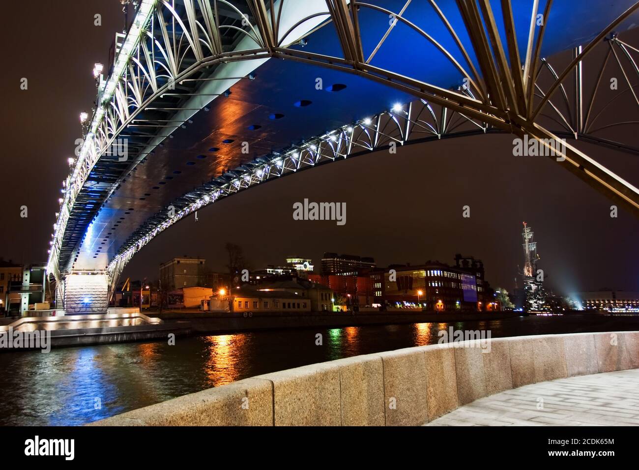 Bridge moscow river hi-res stock photography and images - Alamy