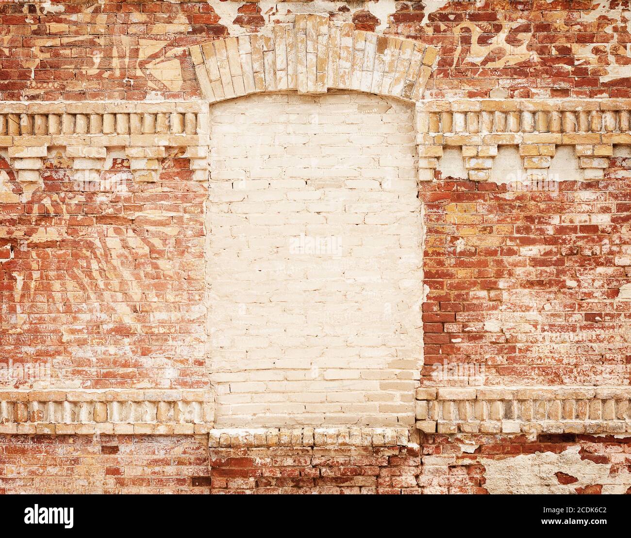 Centre frame hi-res stock photography and images - Alamy