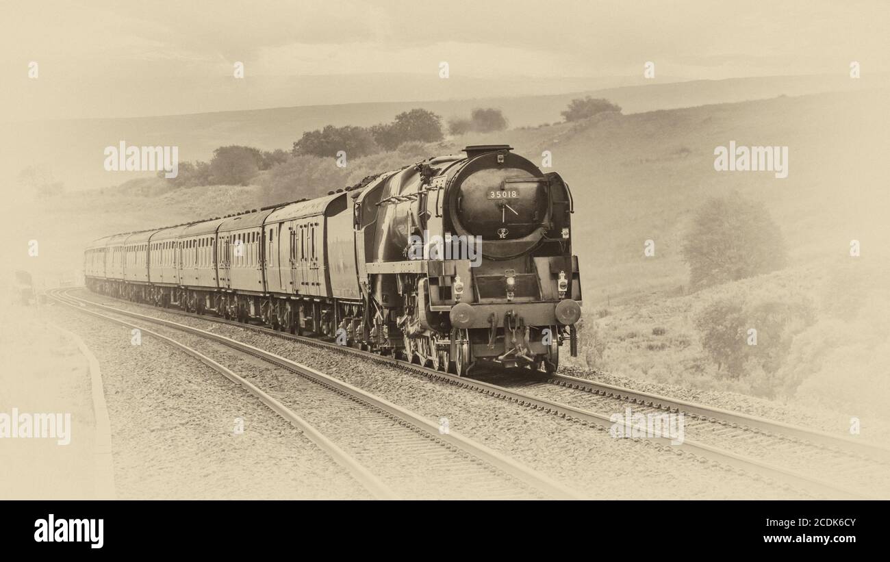 This is the Southern Railway Merchant Navy Class 6MT 4-6-0 35018 ...