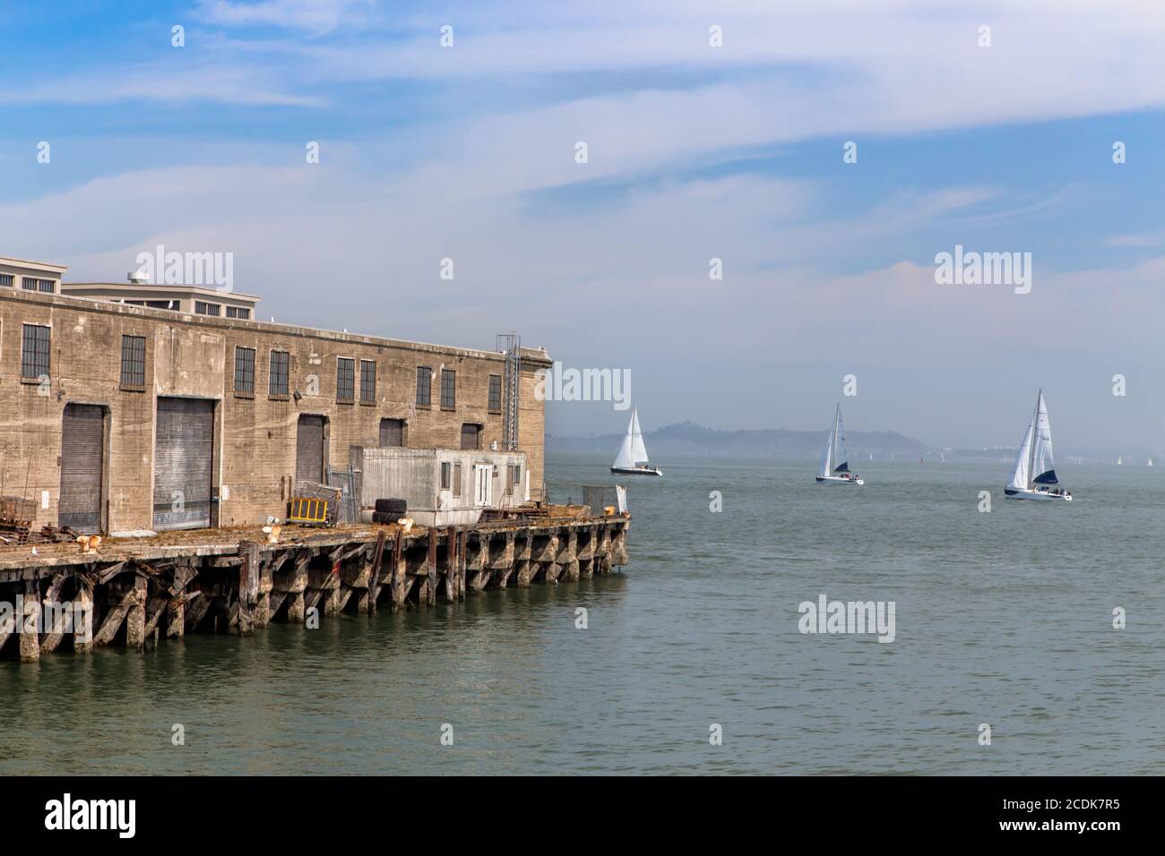 San francisco pier 33 hi-res stock photography and images - Alamy