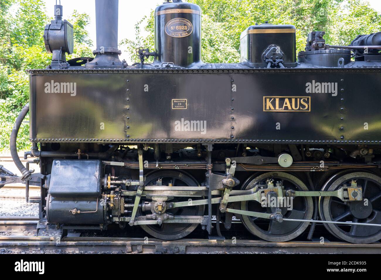 Steam train side view hi-res stock photography and images - Alamy