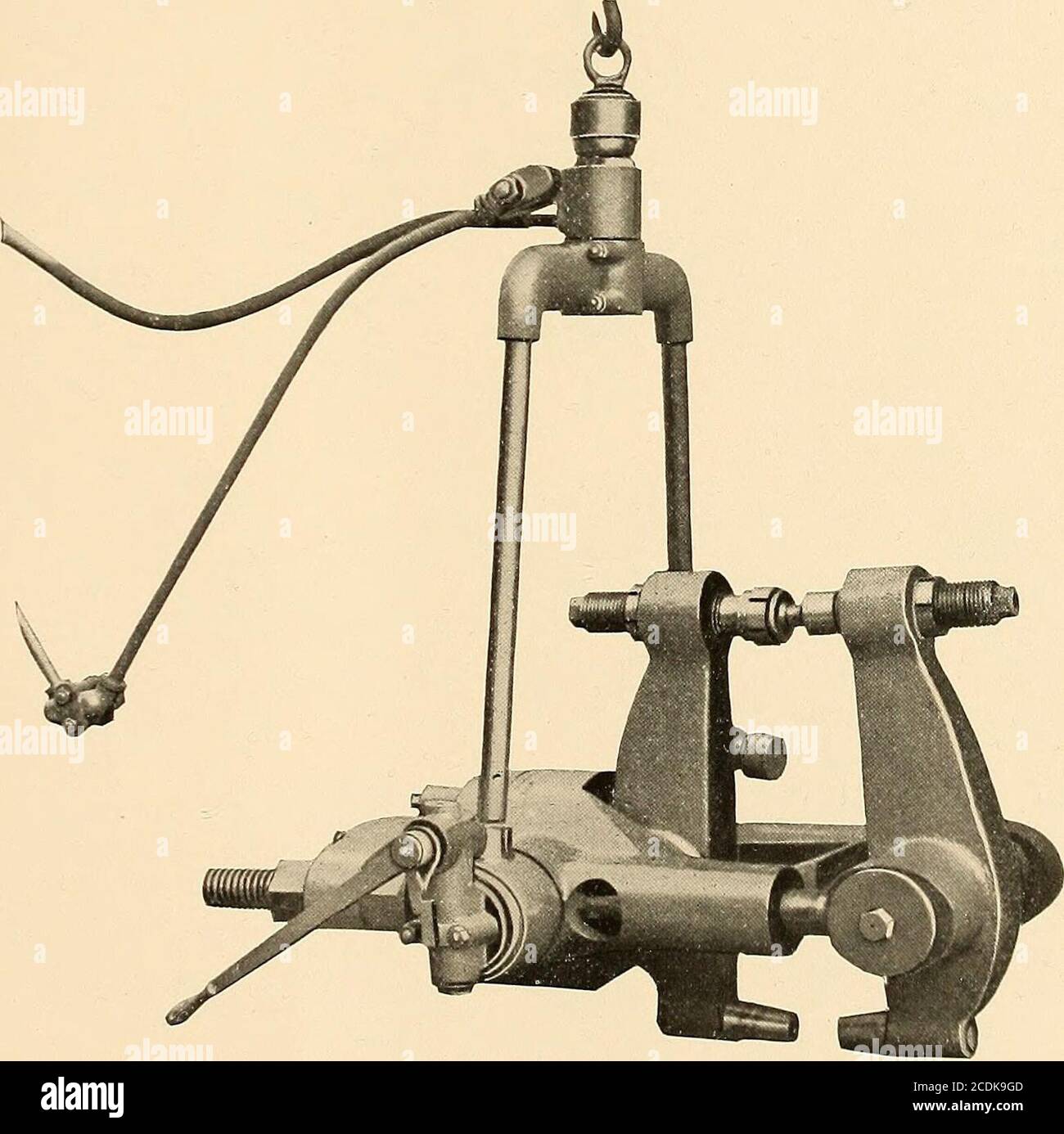 Hydraulic riveter hi-res stock photography and images - Alamy