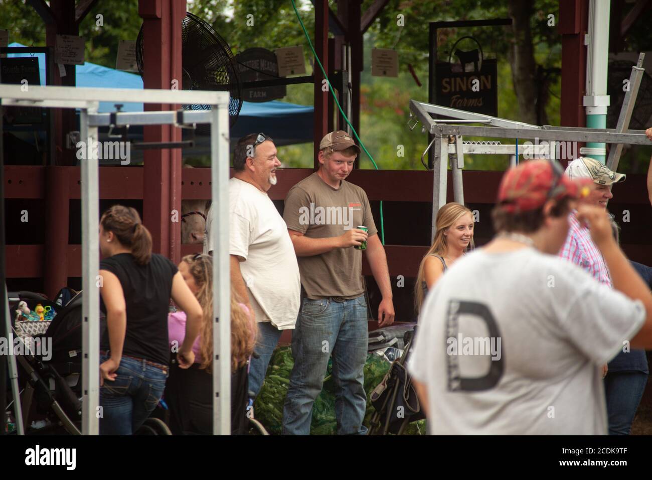 Hillbilly people hi-res stock photography and images - Alamy