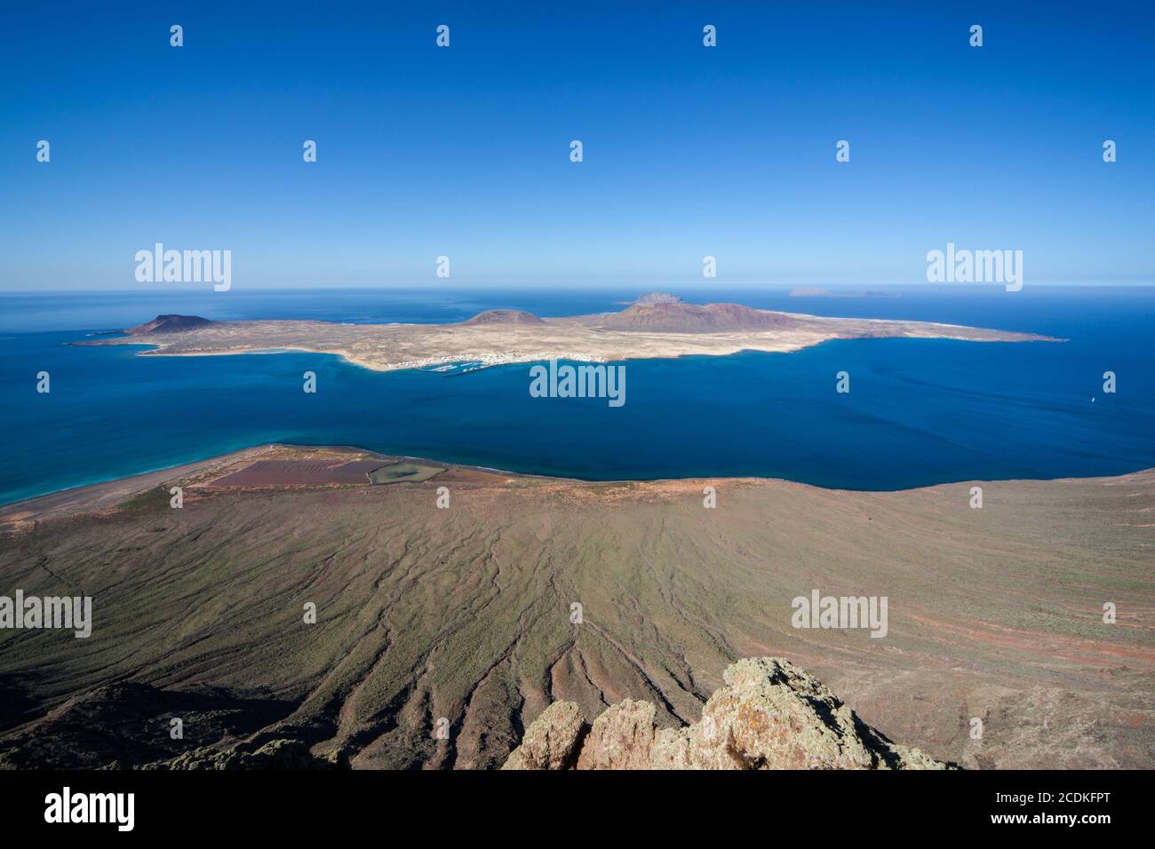 Funny island hi-res stock photography and images - Alamy