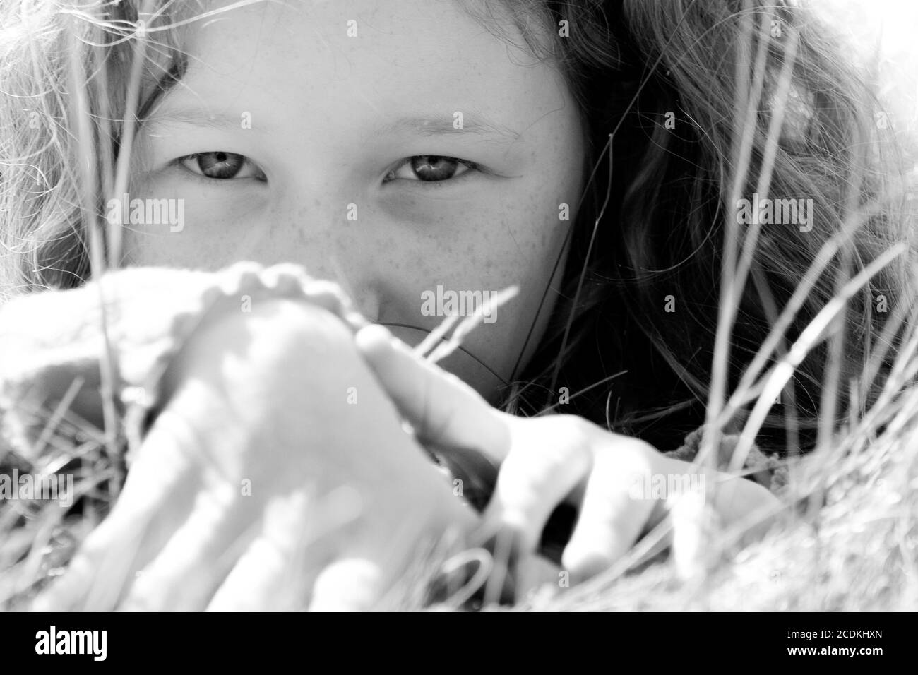 Crawling woman Black and White Stock Photos & Images - Alamy