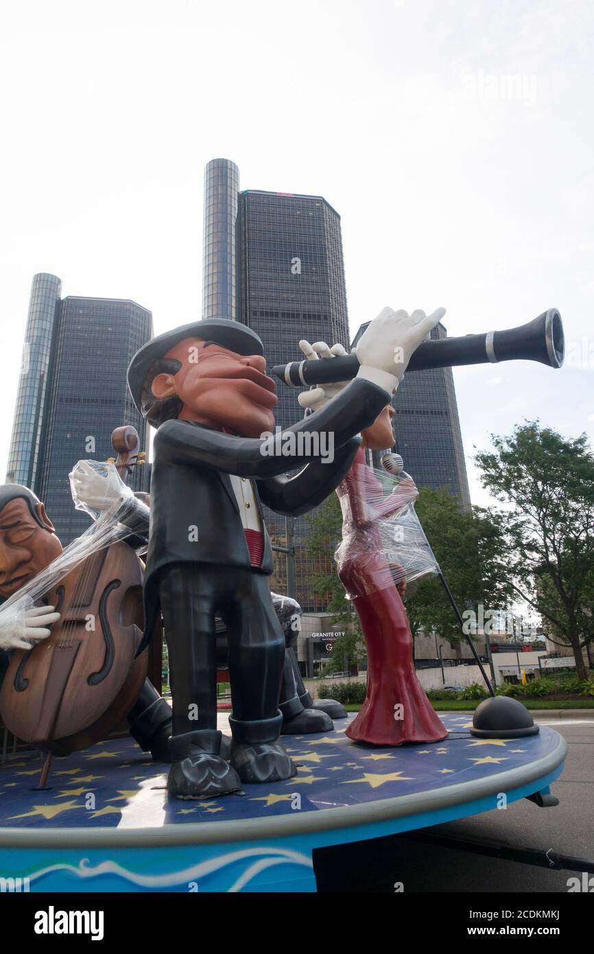 Parade float base hi-res stock photography and images - Alamy