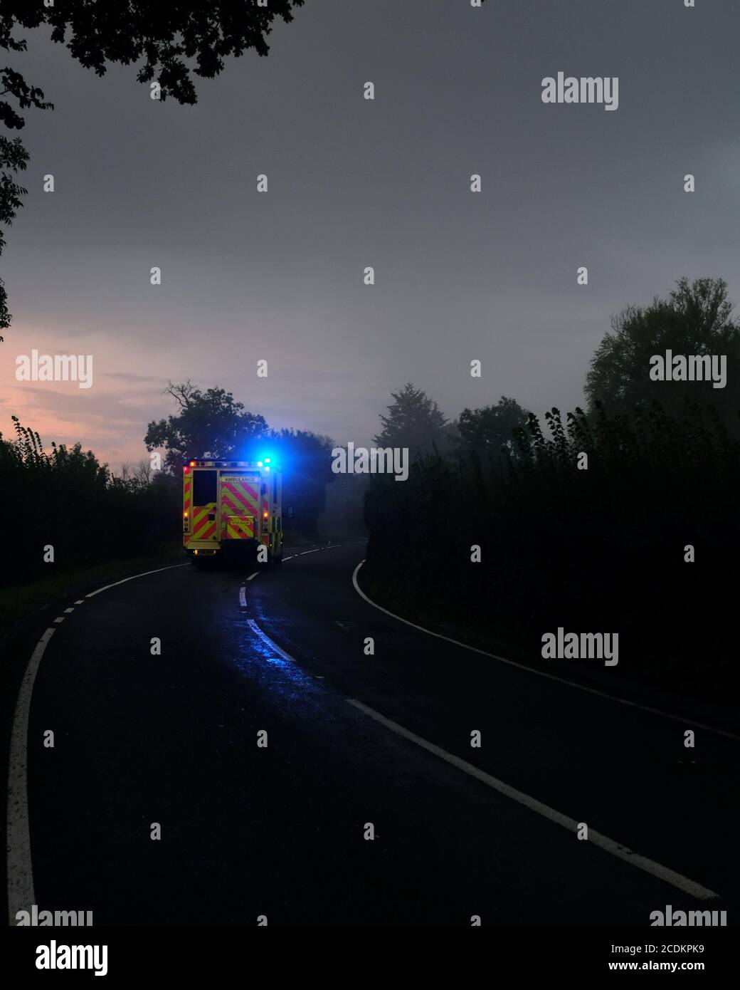 Emergency Blue Light Uk High Resolution Stock Photography and Images ...