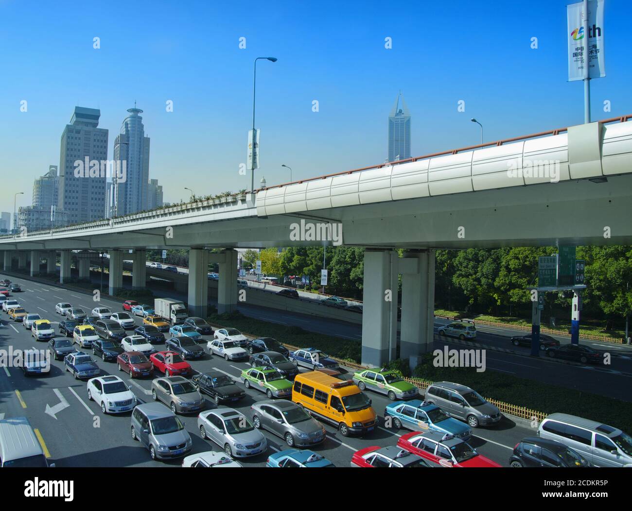 automobile congestion in the morning rush hour Stock Photo - Alamy