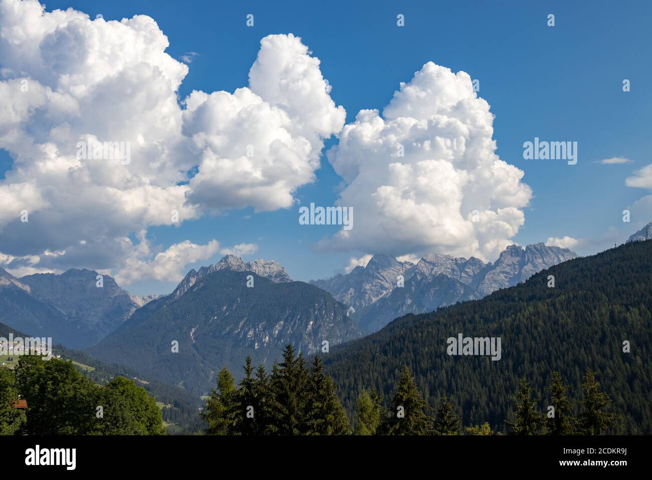 Auronzo di cadore scenic hi-res stock photography and images - Alamy