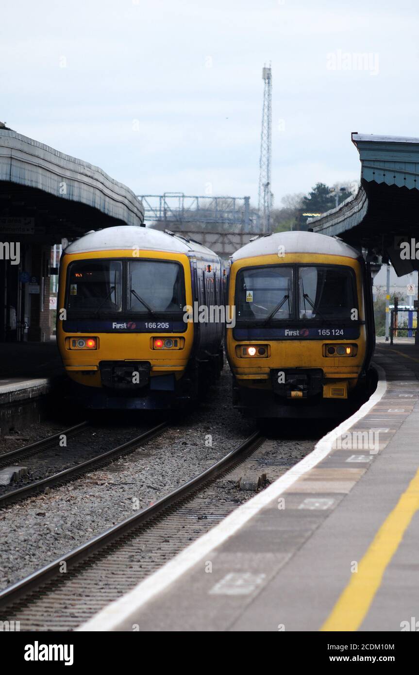 Class 165 train hi-res stock photography and images - Alamy