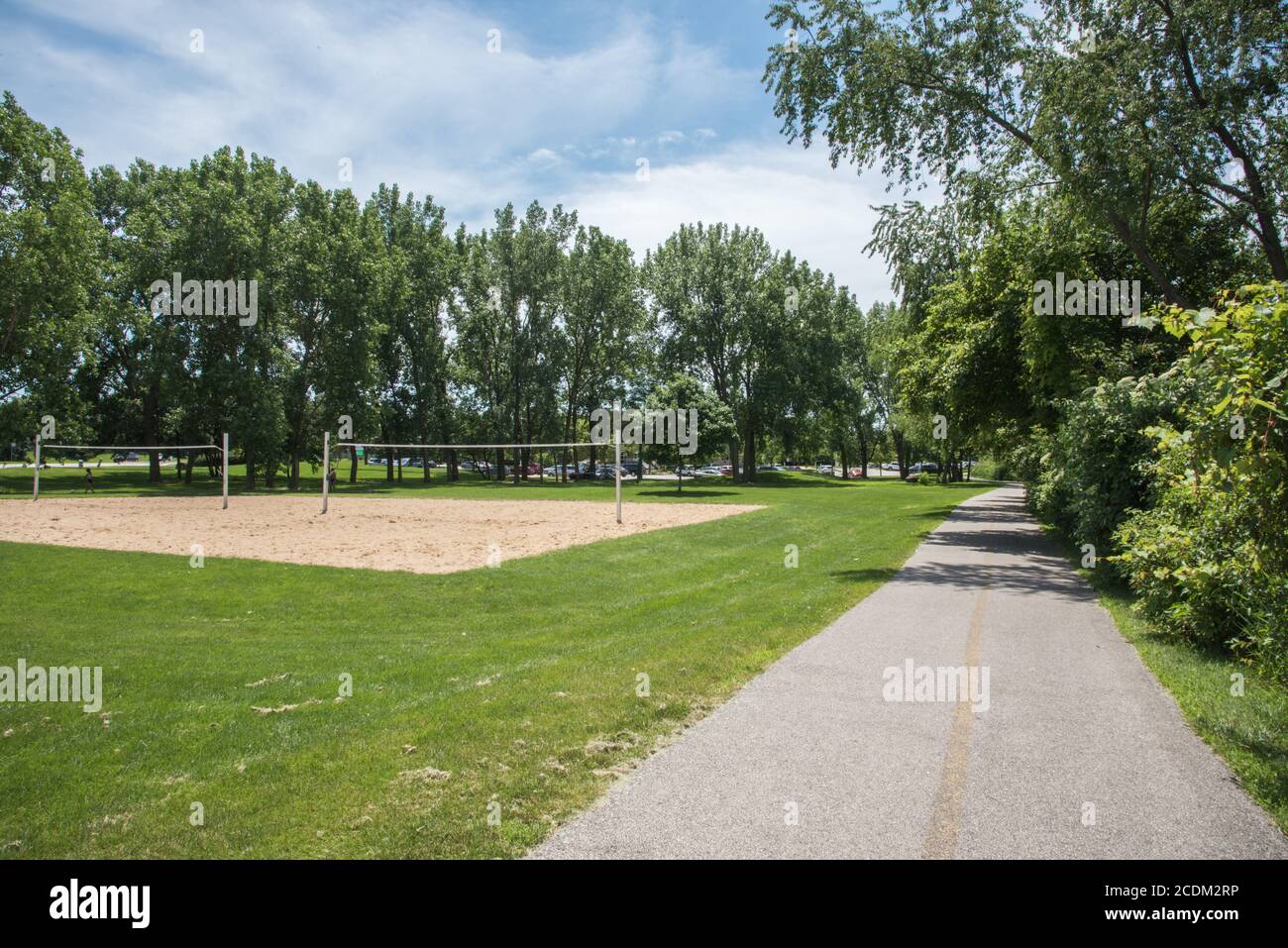 Volleyball net in a park hi-res stock photography and images - Alamy