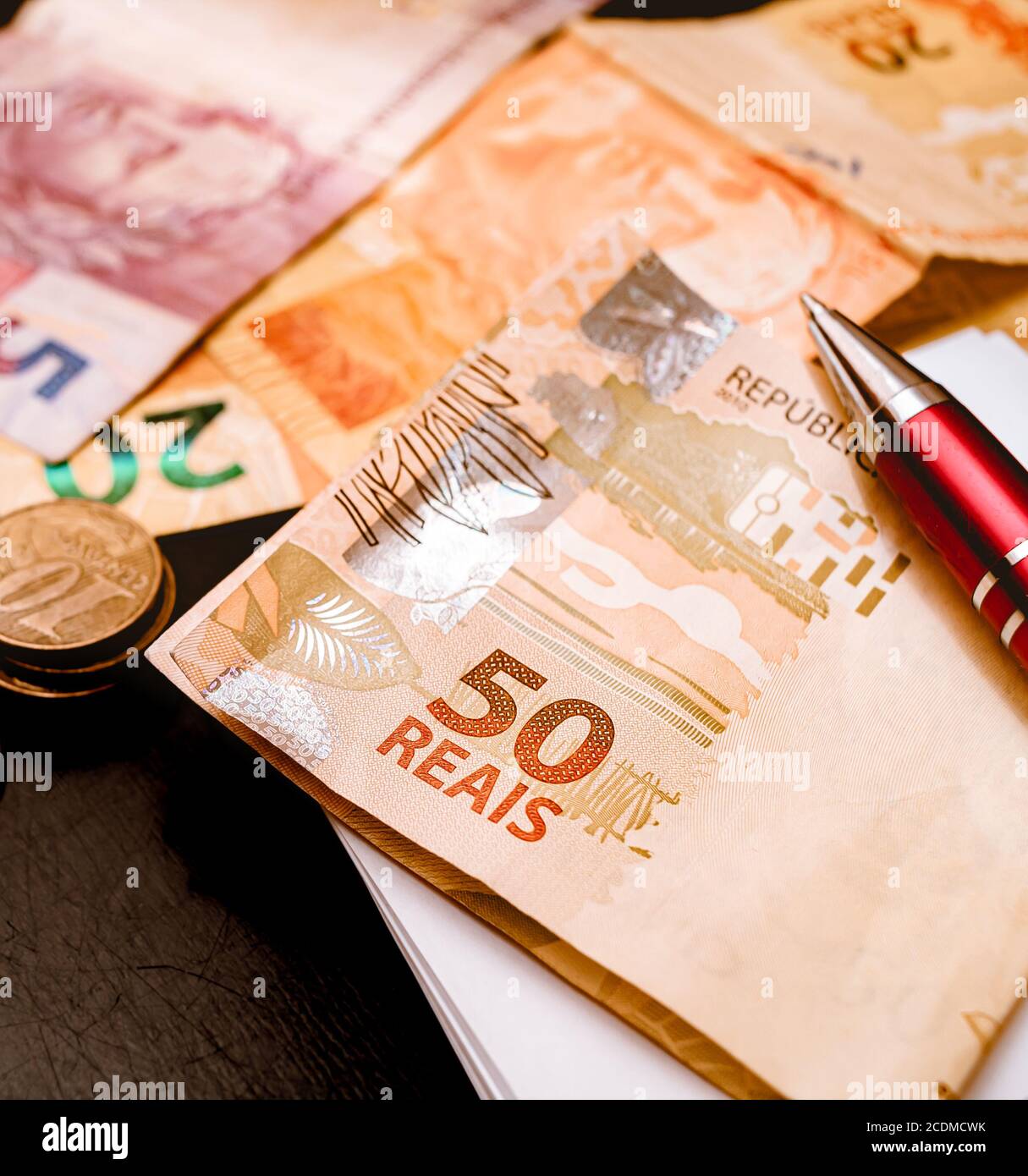 Real brasileiro hi-res stock photography and images - Alamy