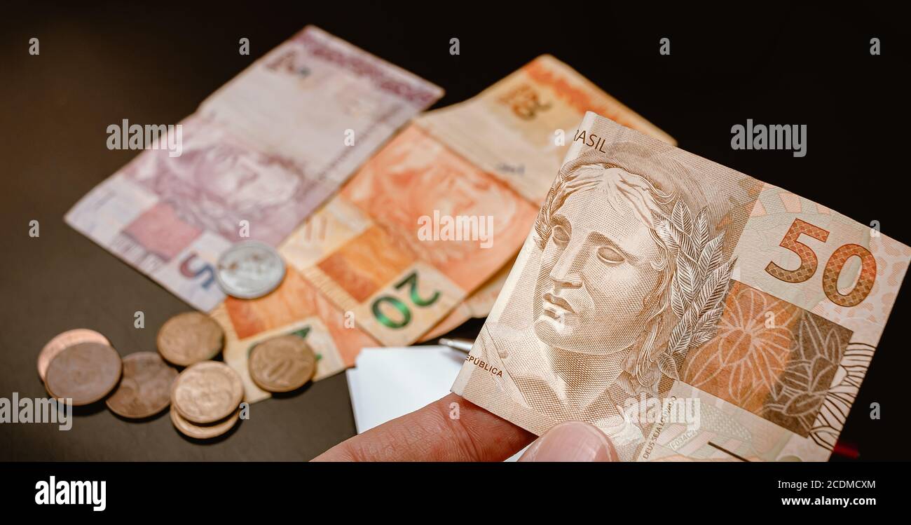 Real brasileiro hi-res stock photography and images - Alamy