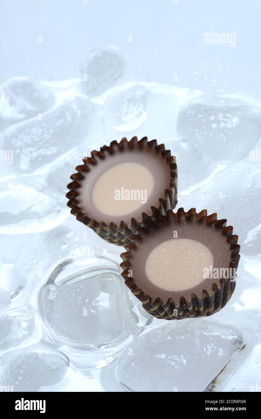 Ice confectionery on ice cube cubes hi-res stock photography and images ...