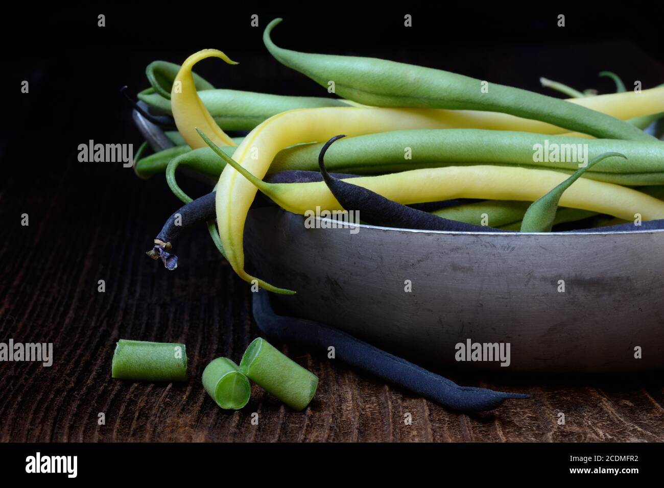 Green and yellow beans hi-res stock photography and images - Alamy