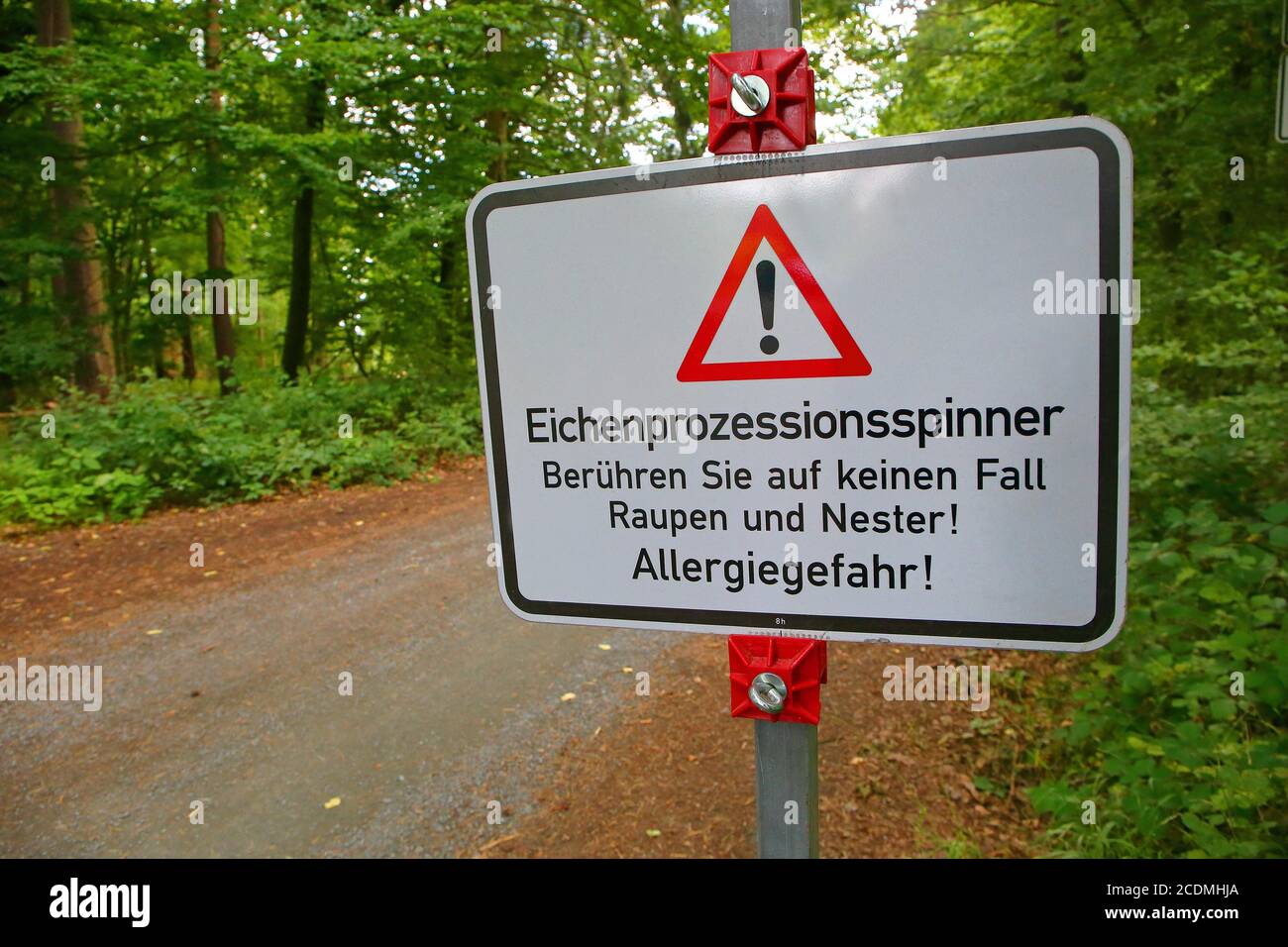 Oak processionary moth warning sign hi-res stock photography and images ...