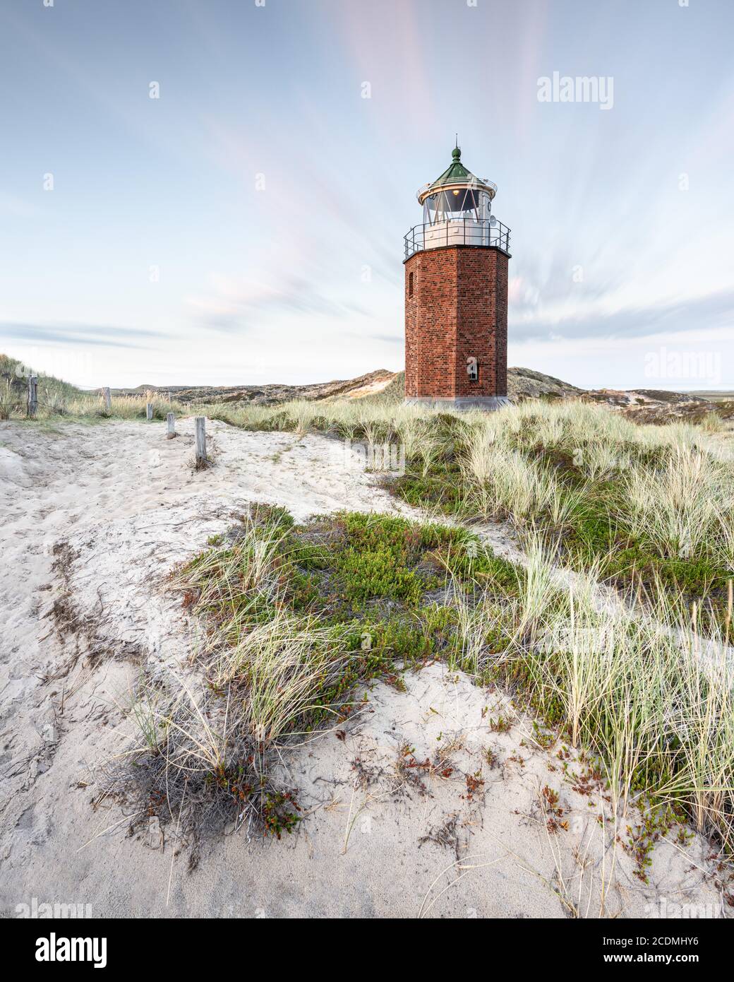 Cross light, lighthouse with sand dune, Kampen, Sylt, Germany Stock ...