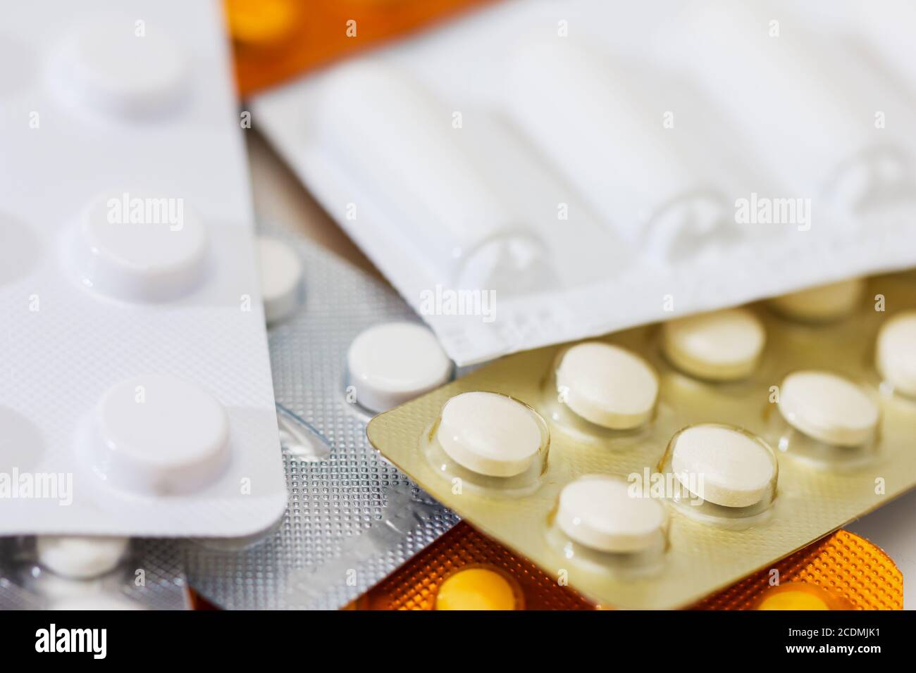 Many tablets of drugs and pills Stock Photo - Alamy