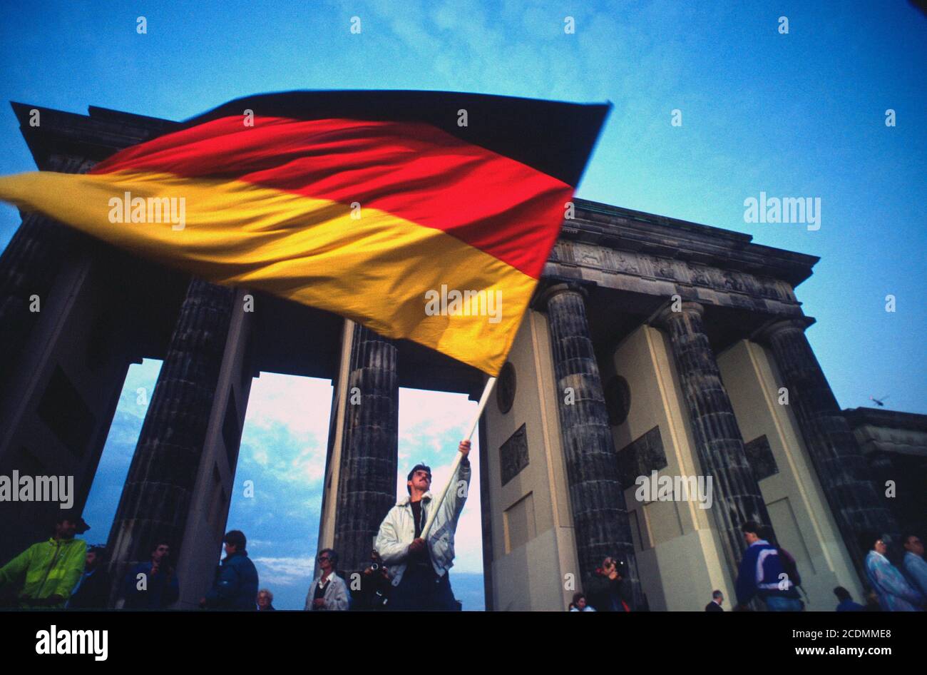 German reunification 1990 october hi-res stock photography and images ...