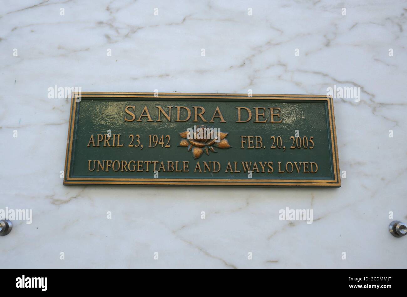 Actress sandra dee hi-res stock photography and images - Alamy